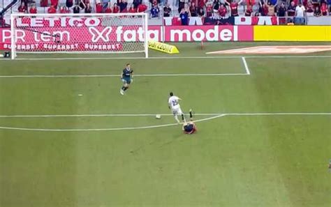 Análise Com 11 Ou 10 Vasco Faz Primeiro Tempo Horrível E Escapa De Goleada Vasco Ge