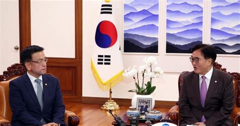 우 의장 적극적 재정투입 필요최상목 목표는 민생과 경제회복