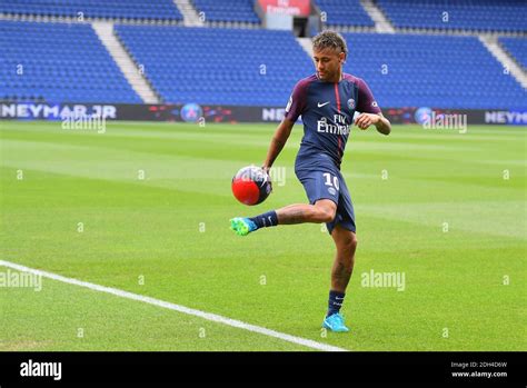 Neymar Jr Skills