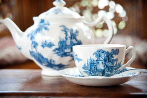 What is Porcelain – American Porcelain Art