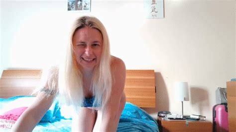 I Can T Stop Yawning In The Morning Wild Lady Clips Sale