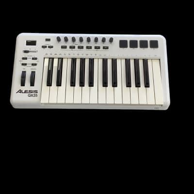 Samson Graphite 25 USB MIDI Keyboard Controller 2010s Reverb