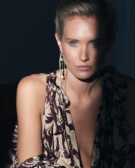 Nicky Whelan Sexy For AdonMagazine And Some Hot Photos The Fappening