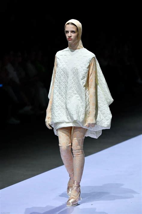 毕业季来袭——安特卫普2022ma时尚毕业秀 知乎