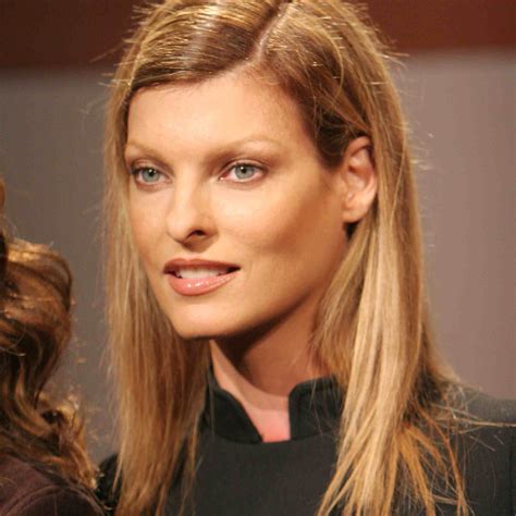 Linda Evangelista Hairstyles Her Hair Over The Years