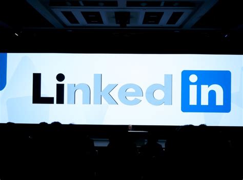 Ai Workflow Automatically Publish New Wordpress Posts To Linkedin Extranai Singapore Based