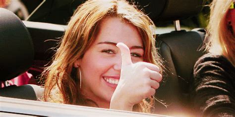 Miley Cyrus Gif