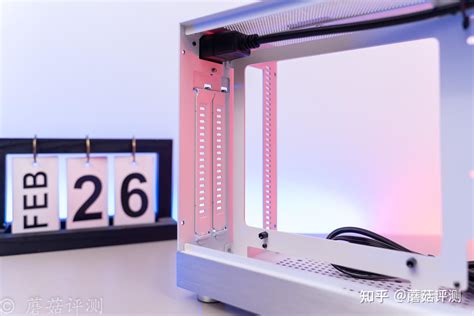 小巧精致，打造随身pc、闪鳞s300便携式itx手提机箱 评测 知乎