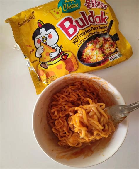 نودل پنیری سامیانگ نودل شاپ