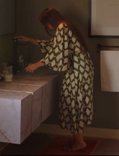 Yasmin Abdel Azizs Feet