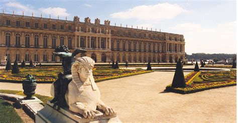 საფრანგეთის ღირსშესანიშნაობები ვერსალის სასახლე