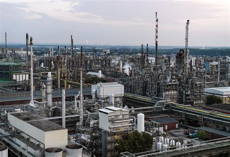 Basf Targets To Achieve Net Zero Co2 Emissions By 2050 Fandl Asia Basf Targets To Achieve Net Zero Co2 Emissions By 2050 Fandl Asia