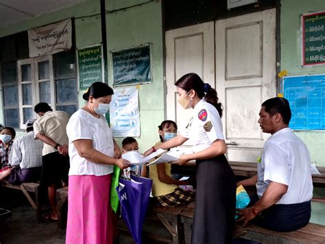သင်္ဃန်းကျွန်းမြို့နယ်တွင် “လူမှုဘဝပြည့်စုံဖို့နိုင်ငံသားကတ်ကိုင်ကြစို့” ပန်းခင်းစီမံချက်ဖြင့