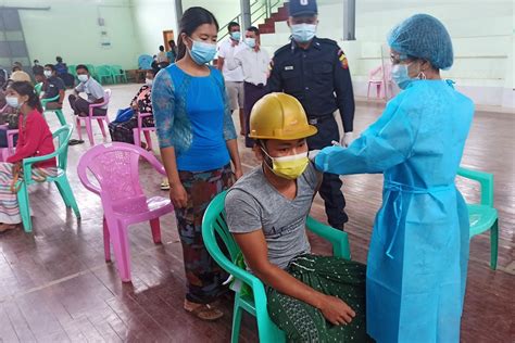 ဂန့်ဂေါမြို့နယ်၌ အသက် ၁၈ နှစ်နှင့်အထက် ပြည်သူများအား ကိုဗစ် ၁၉ ရောဂ