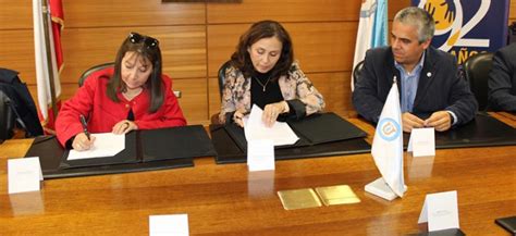 Ucn Y Colegio Chuquicamata Firman Convenio En El área Educativa Y De