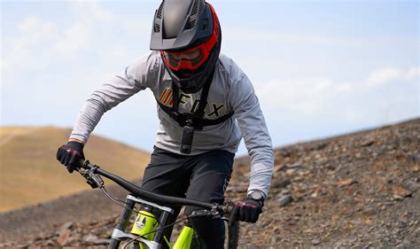 All new Insta X action cam sees everything with K º footage Bikerumor