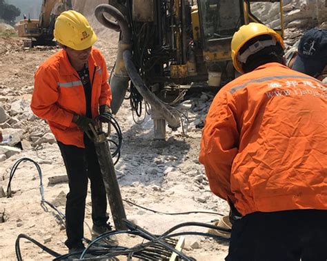 福州鹤林片区横屿组团市政公路网路基平整石方静态爆破工程 福建赛邦建设工程有限公司