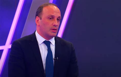 ვერ ვხვდები იაგო კაჭკაჭიშვილი ამ პროცესში რატომ წავიდა მგონია რომ მან თავისი რეპუტაცია