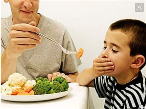 咪朵带你说育儿：孩子不吃饭，你要追到“天涯海角”吗？ 知乎