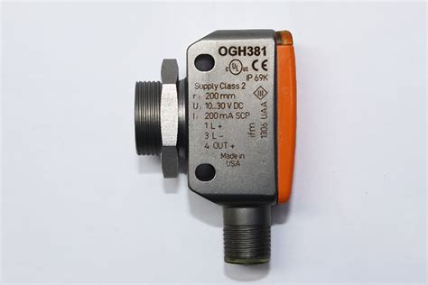 Ifm Ogh381 Diffuse Reflection Sensor With Background Suppression Ogh Hpkgusv4acuber200mm