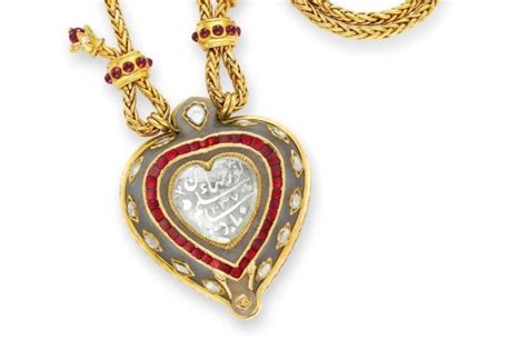 The Taj Mahal Necklaces Romantic History Kahana