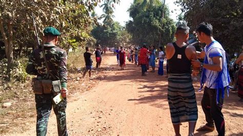 သထုံခရိုင်မှာ သုံးရက်အတွင်း တိုက်ပွဲ ခြောက်ကြိမ်ဖြစ်၊ ဒေသခံ ၂၀၀၀ လောက