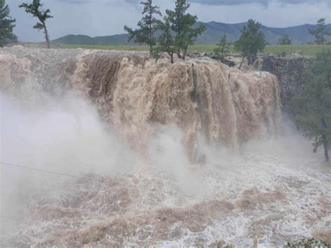 Голуудын усны түвшин 10 163 см эрс нэмэгдэж аюултай түвшинд хүрээд байна Isee Mn