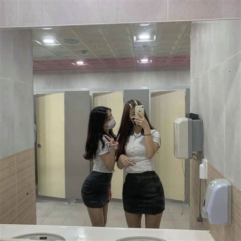김지윤 on Instagram 금요일 Cute korean girl Korean girl School fashion