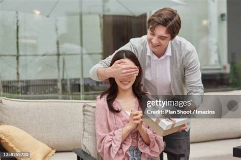 Twiddling Thumbs Photos And Premium High Res Pictures Getty Images