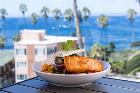 La Jollas Premier Rooftop Restaurant And Bar San Diego Views