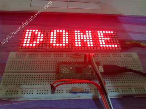 4 in 1 8x8 led dot matrix display with raspberry pi pico