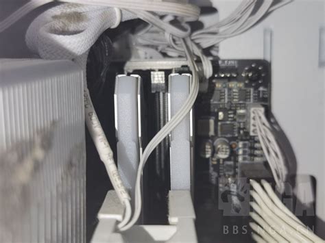 [硬件求助] 内存插槽问题 Nga玩家社区