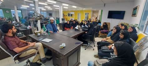 بازدید دانشجویان دانشگاه سجاد مشهد در هفته معلم از هلدینگ خبرفوری