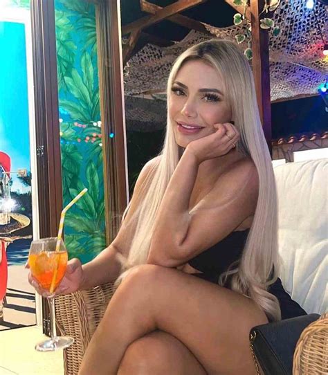 Understanding El Salvador Dating Customs A Guide To Successful Dating