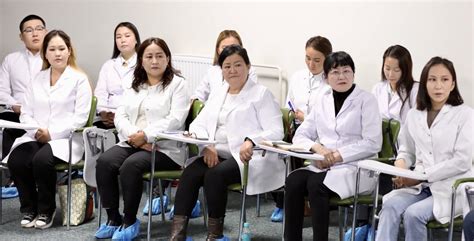 Л Оюун Эрдэнэ On Twitter Өглөөний мэнд Даваа гарагийн өглөөний ээлжит уулзалтаараа өрхийн эмч