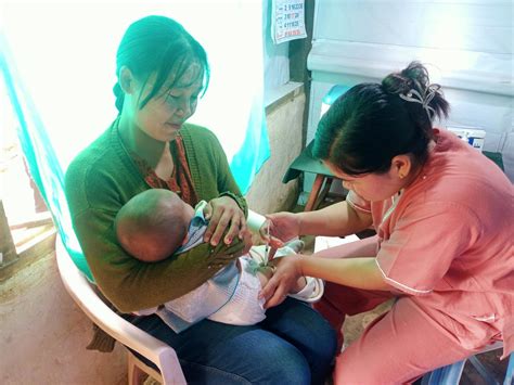 ပင်လုံမြို့၌ အသက် ၁ နှစ်ခွဲအောက် ကလေးငယ်များအား ပုံမှန်ကာကွယ်ဆေးတိုက်ခြင်း၊ ဆေးထိုးခြင်းလုပ်ငန