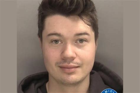 Actor De “sex Education” Es Sentenciado A Cárcel Por Violación — Rockandpop