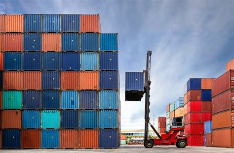 Aws Lambda Environment Variables Best Practices By Ran Isenberg Medium