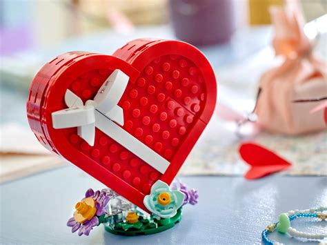 Lego® Celebration Series Valentines Day Box