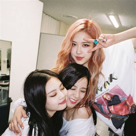 24 9rb Suka 77 Komentar BlΛƆkpiИk 블랙핑크 🇰🇷🇹🇭 Blackpinks Di