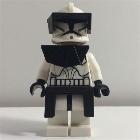 Lego Set Fig 003782 Clone Commander Black Pauldron And Kama