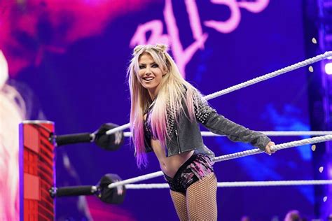 Wwe Alexa Bliss Provides Major Wwe Return Update Following Raw