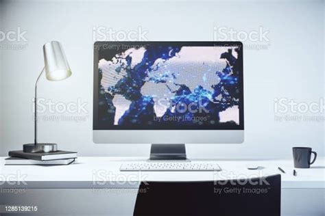 현대 노트북 모니터 관광 및 여행 개념에 추상적 인 창조적 인 디지털 세계지도 3d 렌더링 변경에 대한 스톡 사진 및 기타 이미지 Istock