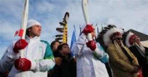 2010 Torch Reaches Alberta Border Infobae