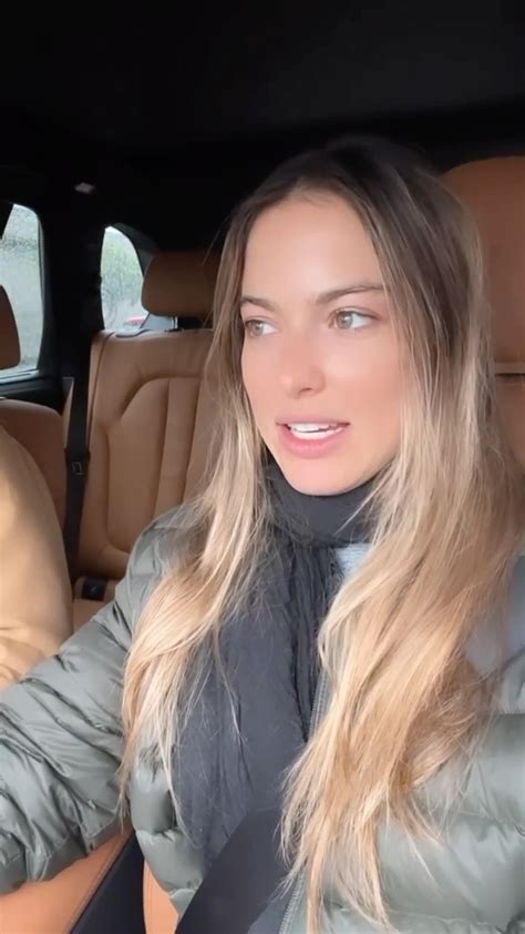 Stefanie Yungers Comedy