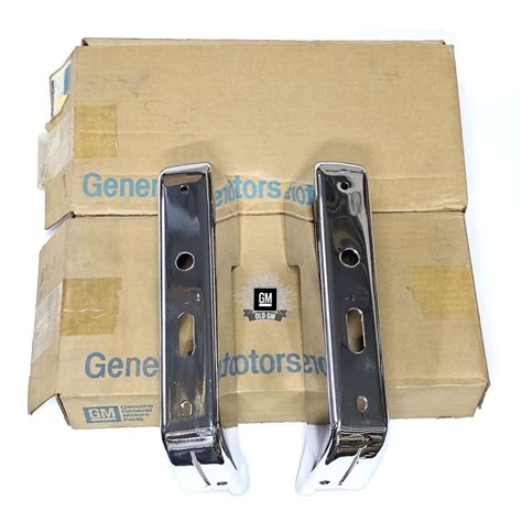 Nos Gm 80 88 Cadillac Front Bumper Guard Set Old Gm