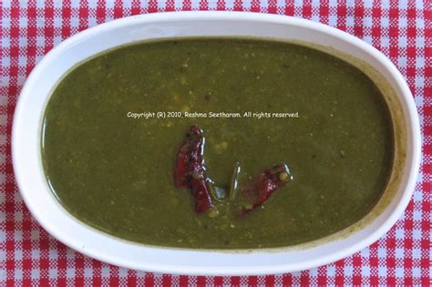 Soppu Saaru Spinach And Dal Curry