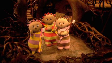 In The Night Garden Where Are The Tombliboos Toothbrushes Abc Iview