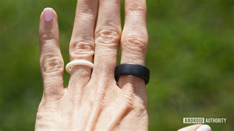 Smart Ring Vs Smartwatch Which One Should You Choose Aivanet