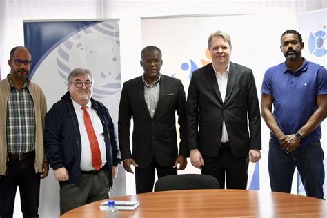 Xadrez Vice Campeão Do Mundo Termina Visita De Trabalho A Cabo Verde